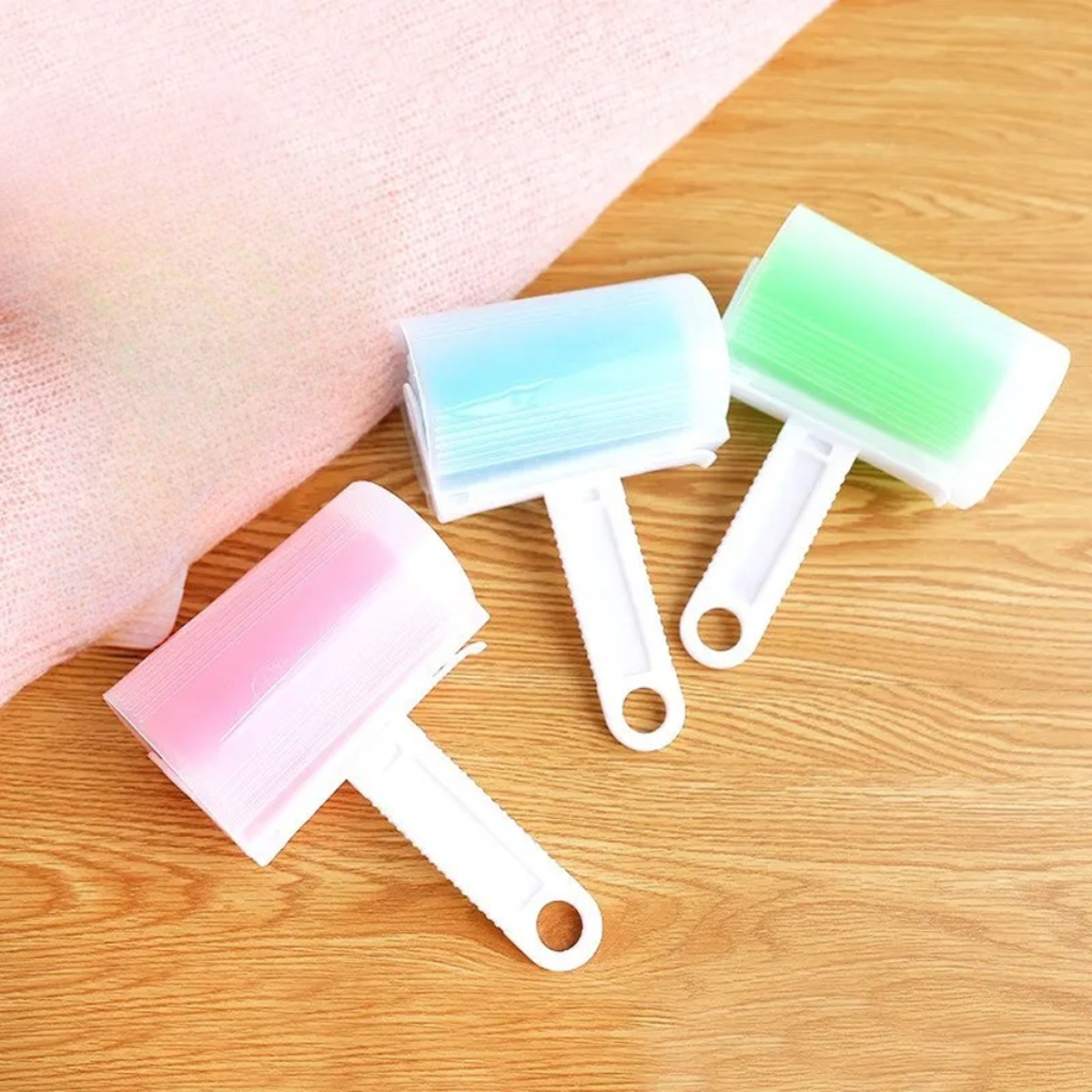 Thread and Lint Roller | Mrs. Quilty
