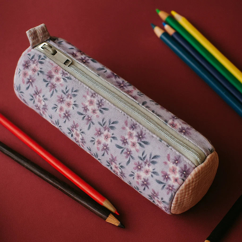 Little Round Pencil Case - Quilting Project | Mrs. Quilty